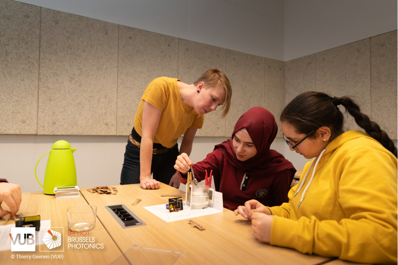 Lucerna College Anderlecht discovered photonics on… | B-Photonics